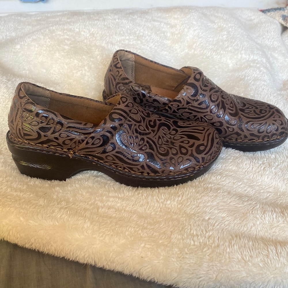 Guc Womens Boc Born Concept Brown Leather Clogs Size … - Gem